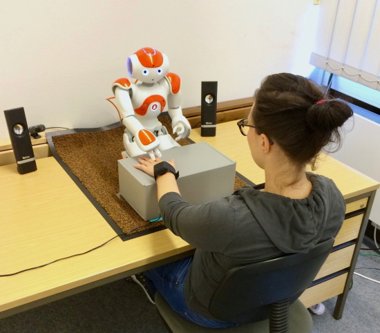 A robot’s touch makes people happier, more likely to listen to machines ...